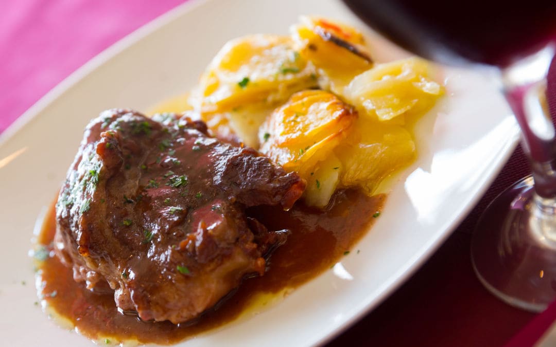 Guancia di manzo al vino rosso - Cantine di Dolianova